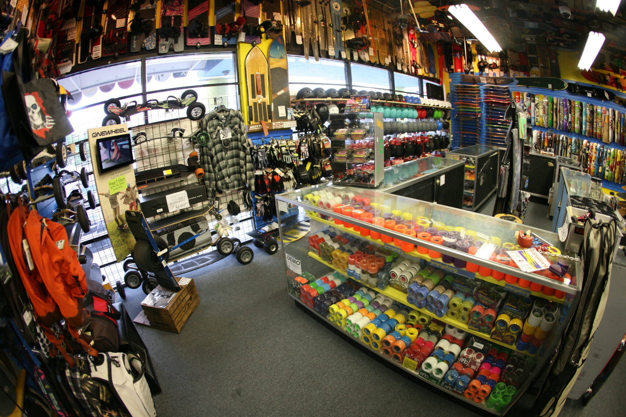 Salty Peaks Snowboard and Skate Shop - Salt Lake City, Utah